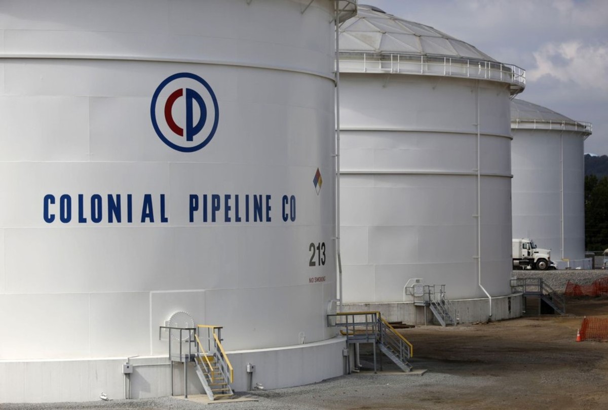 Brookfield Nears $9 Billion-Plus Deal for Colonial Pipeline, Sources ...