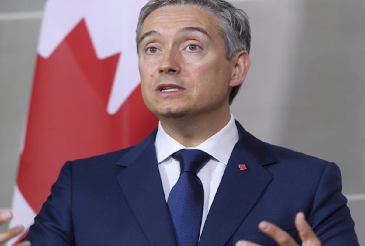 LG, Stellantis Project Hangs in Balance as Canada Politicians Fight ...