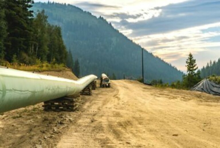 Oil Markets Could Be in For 'Super Glut,' But Canada's New Pipeline ...