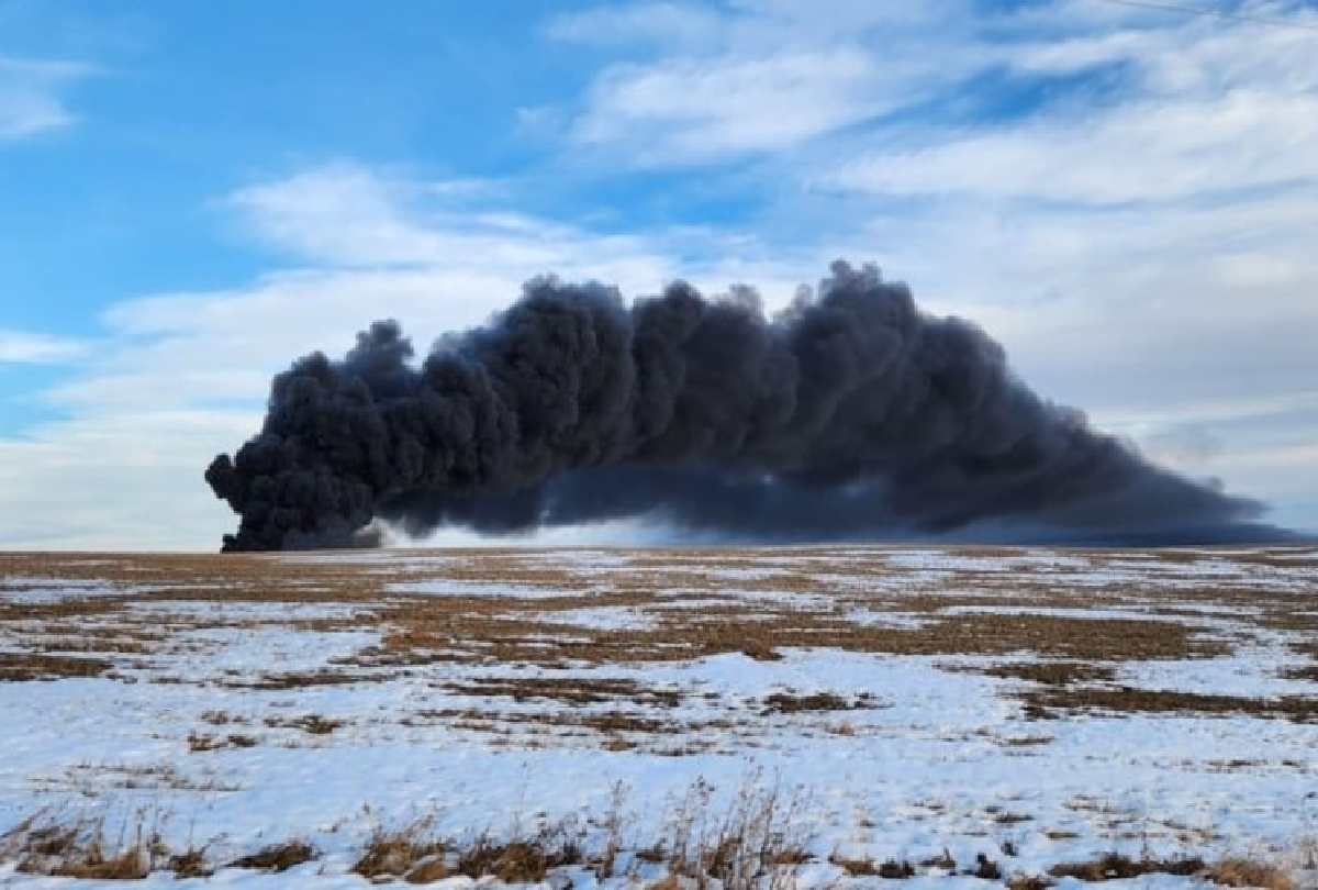 Emergency Alert Cancelled for Area Near Fire at Central Alberta Oil ...