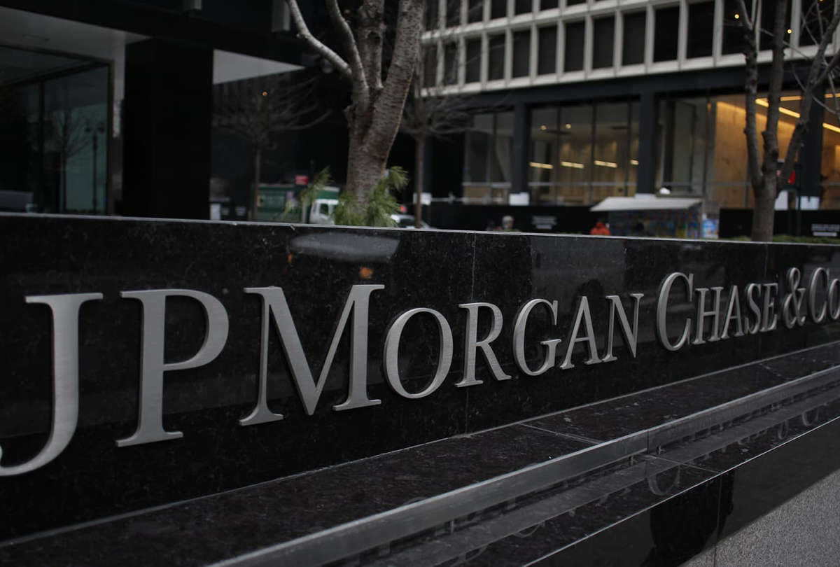 JPMorgan Projects Brent Crude at $57 a Barrel, WTI at $53 in 2027 ...