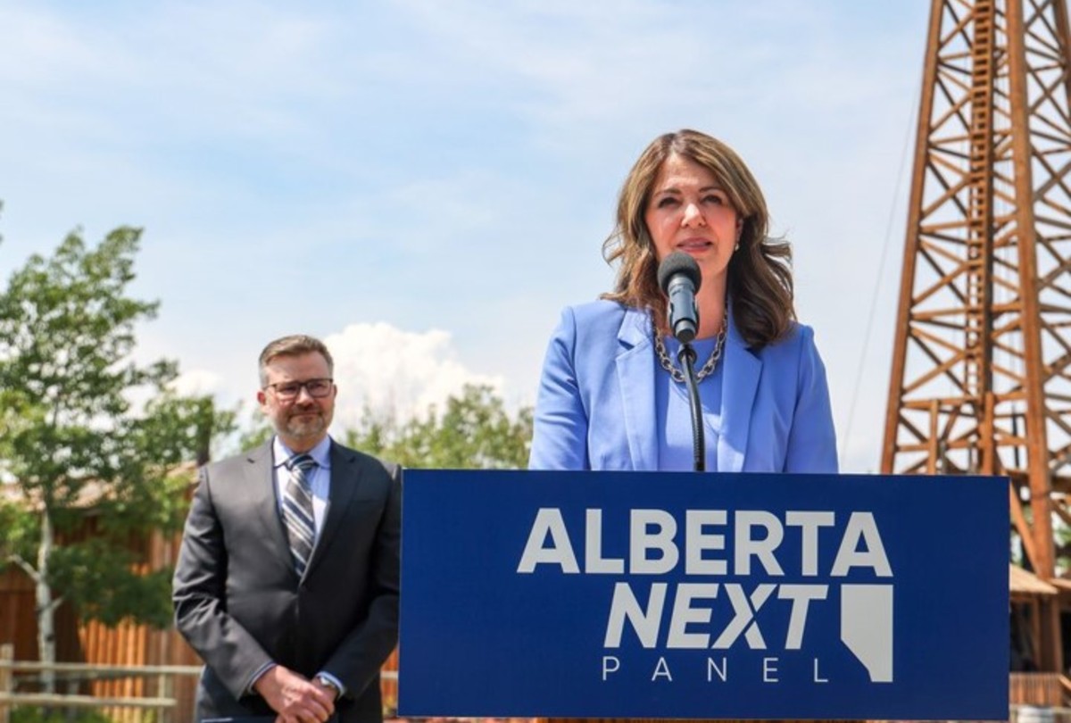 Danielle Smith Warns Carney - Must Act on Alberta Issues to Quell Separatist Threat - Canadian ...