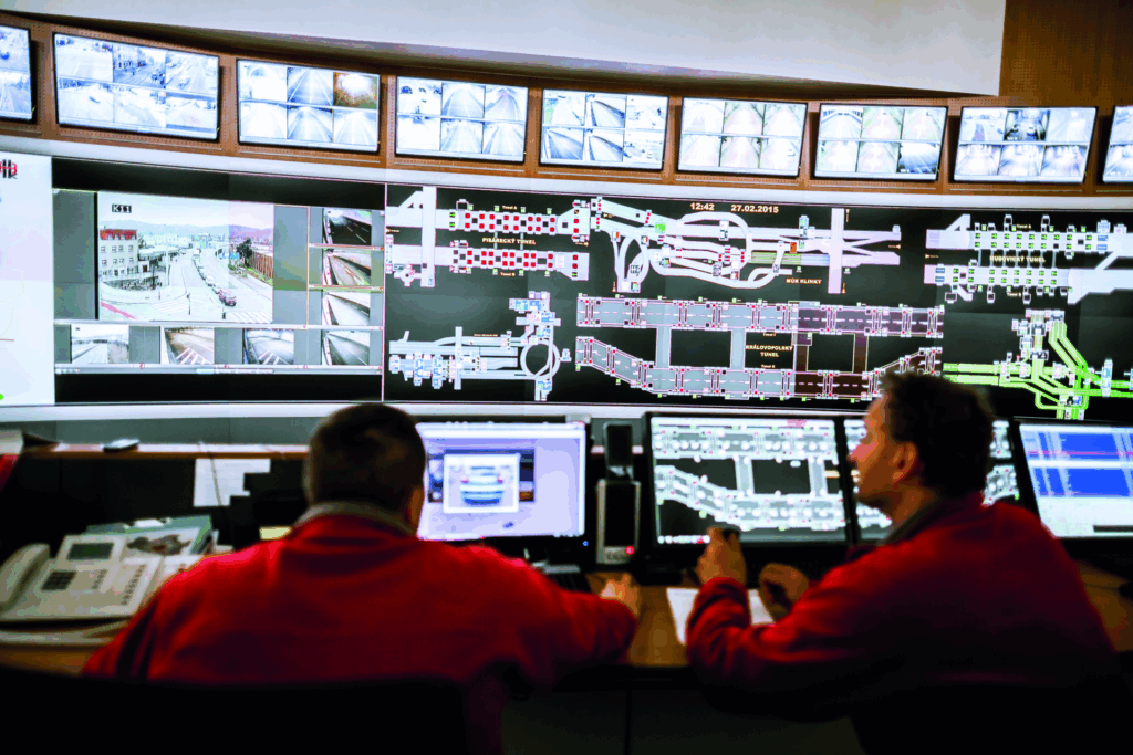 Command and Control: Designing Central Surveillance Workstations for ...